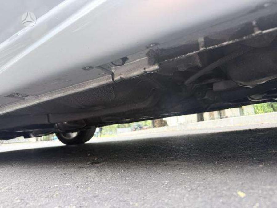 Grey Subaru Impreza 2006 in Vilnius, with an engine capacity of 2.00 L and mileage of 137 thousand km for 3600 €, photo 18 on AUTOMOTO.COM.LV