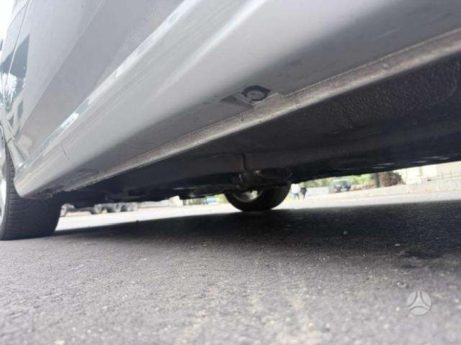 Grey Subaru Impreza 2006 in Vilnius, with an engine capacity of 2.00 L and mileage of 137 thousand km for 3600 €, photo 20 on AUTOMOTO.COM.LV