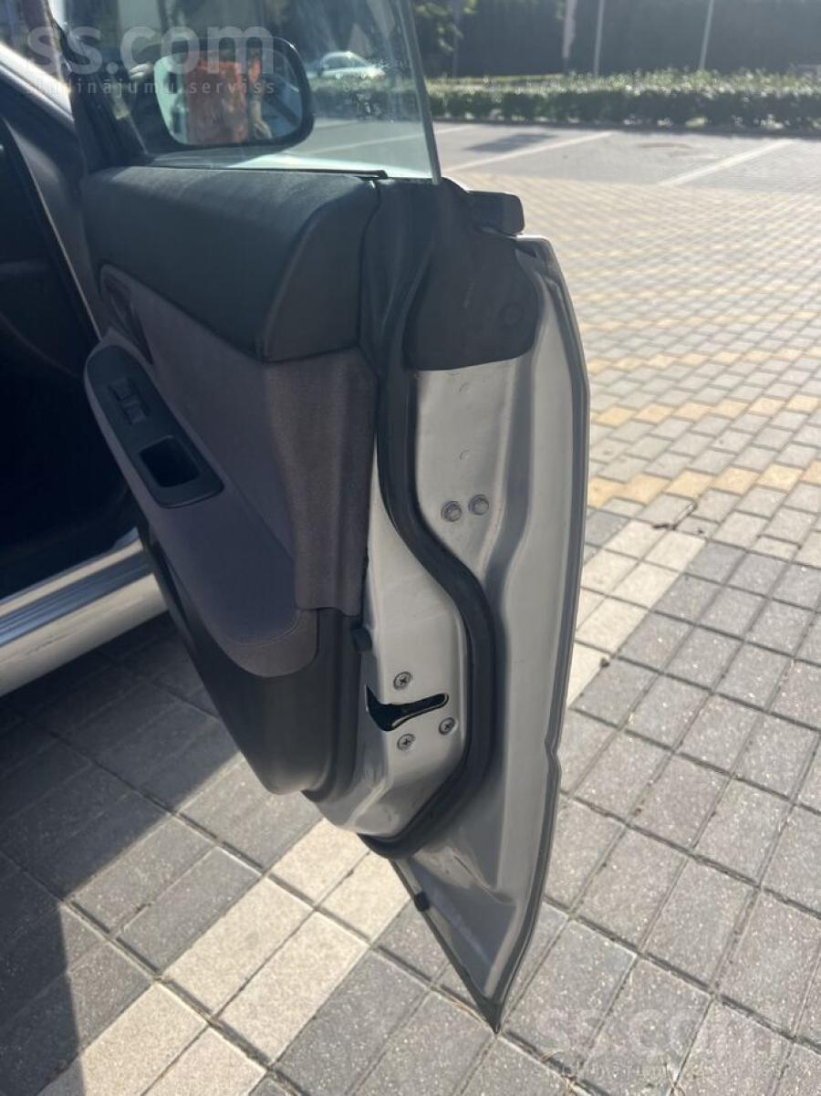 Pelēks Subaru Impreza 2007 Jūrmala, ar dzinēja tilpumu 2.00 L un nobraukumu 140 tūkst. km par 3500 €, foto 17 vietnē AUTOMOTO.COM.LV