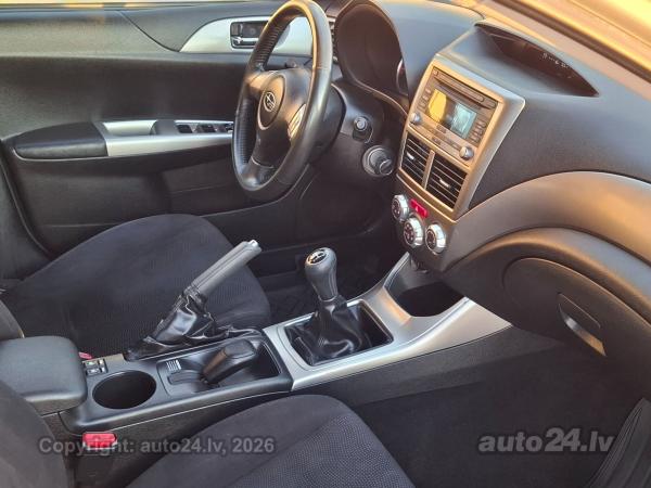Pelēks Subaru Impreza 2008 Tartu, ar dzinēja tilpumu 1.50 L un nobraukumu 111 tūkst. km par 3900 €, foto 8 vietnē AUTOMOTO.COM.LV