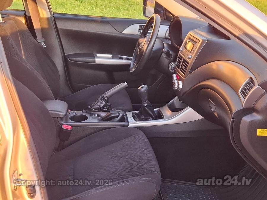 Pelēks Subaru Impreza 2008 Tartu, ar dzinēja tilpumu 1.50 L un nobraukumu 111 tūkst. km par 3900 €, foto 11 vietnē AUTOMOTO.COM.LV