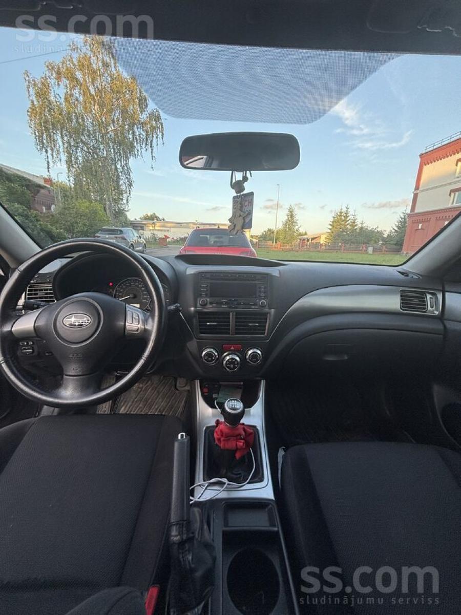 Subaru Impreza 2010 Liepāja, ar dzinēja tilpumu 2.00 L un nobraukumu 303 tūkst. km par 3400 €, foto 10 vietnē AUTOMOTO.COM.LV