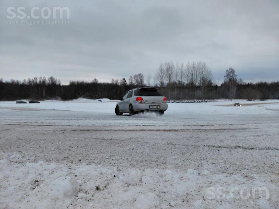 Subaru Impreza 2003 in Valmiera, with an engine capacity of 2.00 L and mileage of 243 thousand km for 4299 €, photo 8 on AUTOMOTO.COM.LV