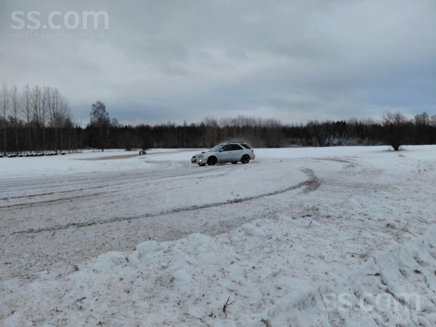 Subaru Impreza 2003 in Valmiera, with an engine capacity of 2.00 L and mileage of 243 thousand km for 4299 €, photo 9 on AUTOMOTO.COM.LV