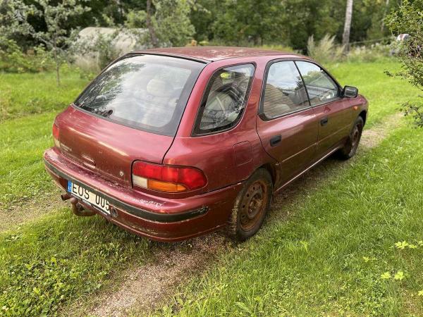 Sarkans Subaru Impreza 1996 Utena, ar dzinēja tilpumu 0.00 L un nobraukumu 150 tūkst. km par 600 €, foto 7 vietnē AUTOMOTO.COM.LV