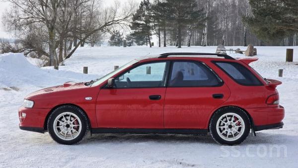Sarkans Subaru Impreza 1996 Rīga, ar dzinēja tilpumu 2.00 L un nobraukumu 343 tūkst. km par 8000 €, foto 5 vietnē AUTOMOTO.COM.LV