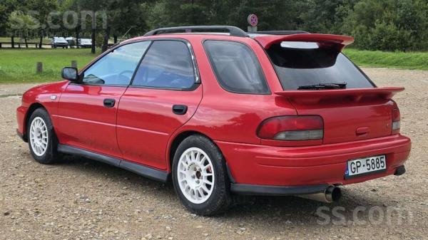 Sarkans Subaru Impreza 1996 Rīga, ar dzinēja tilpumu 2.00 L un nobraukumu 345 tūkst. km par 8000 €, foto 4 vietnē AUTOMOTO.COM.LV