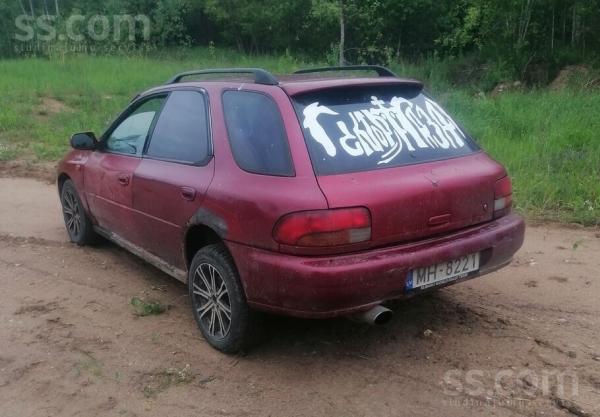 Sarkans Subaru Impreza 1999 Ludza, ar dzinēja tilpumu 2.00 L un nobraukumu 391 tūkst. km par 750 €, foto 7 vietnē AUTOMOTO.COM.LV