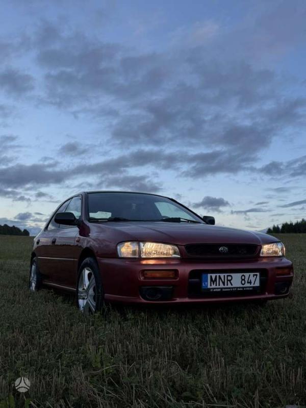 Субару Импреза 1999 в Утена на AUTOMOTO.COM.LV Красный Субару Импреза 1999 в Утена, объемом двигателя 1.60 л и пробегом 252 тыс. км за 1350 €, фото 1 на AUTOMOTO.COM.LV