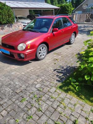 Red Subaru Impreza 2000 in Vilnius, with an engine capacity of 1.99 L and mileage of 177 thousand km for 1599 €, photo 7 on AUTOMOTO.COM.LV