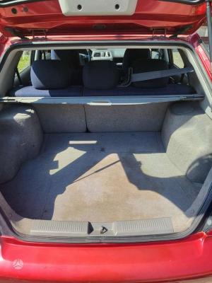 Red Subaru Impreza 2000 in Vilnius, with an engine capacity of 1.99 L and mileage of 177 thousand km for 1599 €, photo 12 on AUTOMOTO.COM.LV