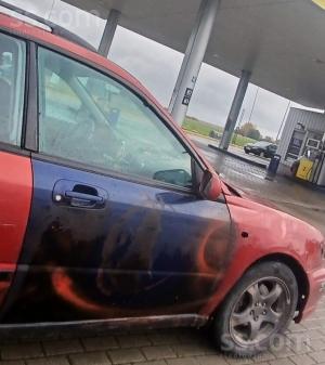 Sarkans Subaru Impreza 2002 Preiļi, ar dzinēja tilpumu 2.00 L un nobraukumu 356 tūkst. km par 400 €, foto 3 vietnē AUTOMOTO.COM.LV