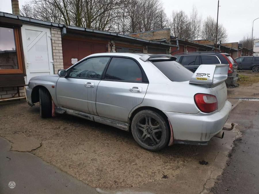 Subaru Impreza 2002 Šauļi, ar dzinēja tilpumu 2.00 L un nobraukumu 220 tūkst. km par 4950 €, foto 3 vietnē AUTOMOTO.COM.LV