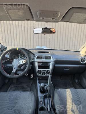 Subaru Impreza 2001 in Gulbene, with an engine capacity of 2.00 L and mileage of 315 thousand km for 5000 €, photo 6 on AUTOMOTO.COM.LV