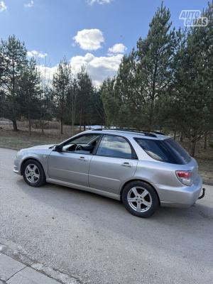 Subaru Impreza 2006 in Vilnius, with an engine capacity of 2.00 L and mileage of 280 thousand km for 950 €, photo 6 on AUTOMOTO.COM.LV