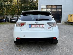 White Subaru Impreza 2009 in Riga, with an engine capacity of 2.50 L and mileage of 227 thousand km for 15500 €, photo 5 on AUTOMOTO.COM.LV