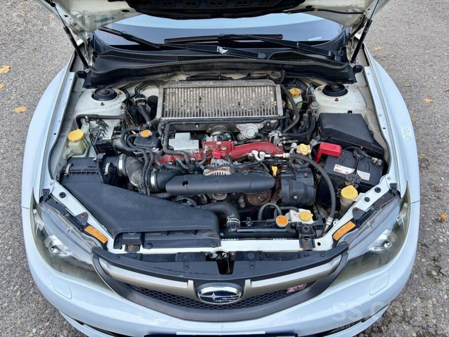 White Subaru Impreza 2009 in Riga, with an engine capacity of 2.50 L and mileage of 227 thousand km for 15500 €, photo 14 on AUTOMOTO.COM.LV