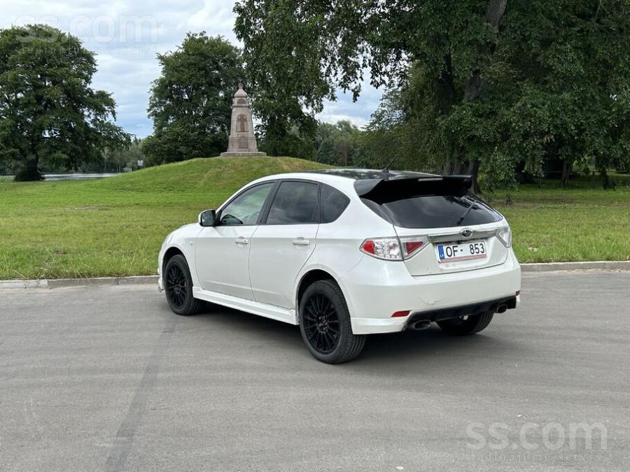 White Subaru Impreza 2010 in Riga, with an engine capacity of 2.00 L and mileage of 0 thousand km for 2290 €, photo 4 on AUTOMOTO.COM.LV