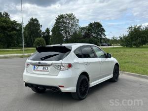 White Subaru Impreza 2010 in Riga, with an engine capacity of 2.00 L and mileage of 0 thousand km for 2290 €, photo 6 on AUTOMOTO.COM.LV