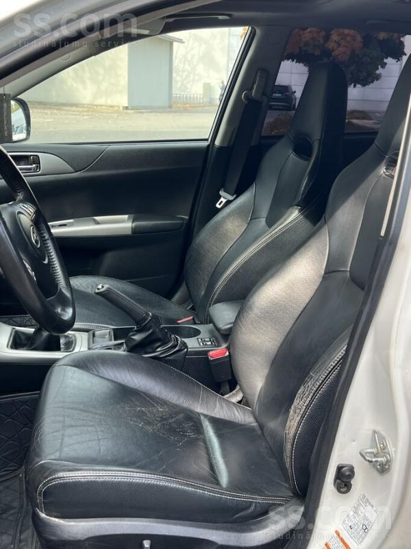 Balts Subaru Impreza 2010 Rīga, ar dzinēja tilpumu 2.00 L un nobraukumu 340 tūkst. km par 1900 €, foto 7 vietnē AUTOMOTO.COM.LV