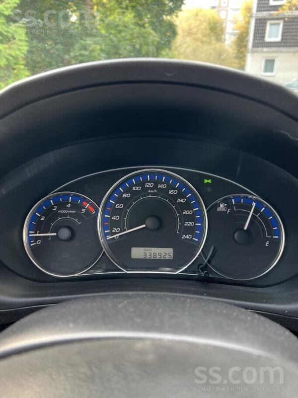 Balts Subaru Impreza 2010 Rīga, ar dzinēja tilpumu 2.00 L un nobraukumu 340 tūkst. km par 1900 €, foto 10 vietnē AUTOMOTO.COM.LV