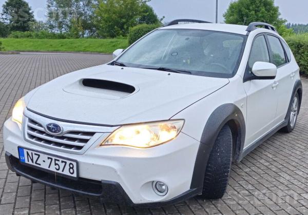 White Subaru Impreza 2011 in Aizkraukle, with an engine capacity of 2.00 L and mileage of 335 thousand km for 3000 €, photo 3 on AUTOMOTO.COM.LV
