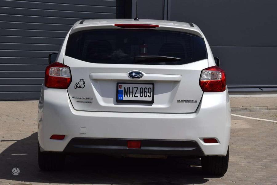 Balts Subaru Impreza 2012 Viļņa, ar dzinēja tilpumu 2.00 L un nobraukumu 274 tūkst. km par 4400 €, foto 10 vietnē AUTOMOTO.COM.LV