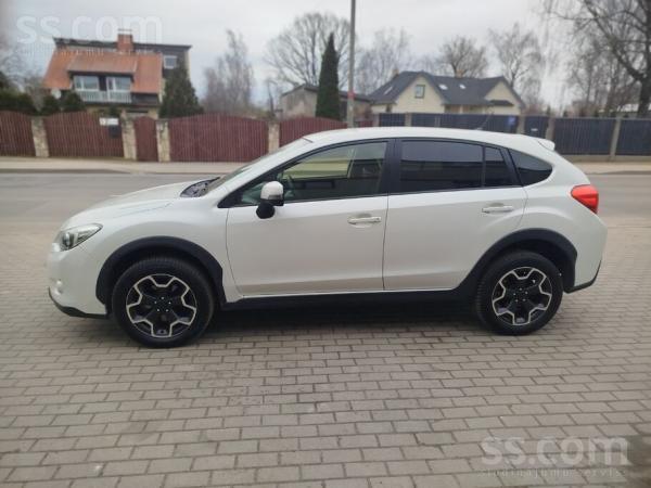 Balts Subaru Impreza 2013 Rīga, ar dzinēja tilpumu 2.00 L un nobraukumu 235 tūkst. km par 5600 €, foto 3 vietnē AUTOMOTO.COM.LV