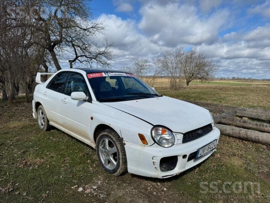 Balts Subaru Impreza 2002 Rēzekne, ar dzinēja tilpumu 2.00 L un nobraukumu 130 tūkst. km par 1500 €, foto 1 vietnē AUTOMOTO.COM.LV