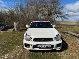 Balts Subaru Impreza 2002 Rēzekne, ar dzinēja tilpumu 2.00 L un nobraukumu 130 tūkst. km par 1500 €, foto 3 vietnē AUTOMOTO.COM.LV