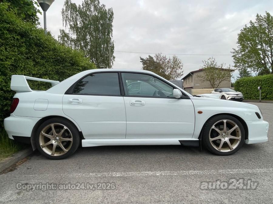Balts Subaru Impreza 2003 Tallina, ar dzinēja tilpumu 2.00 L un nobraukumu 0 tūkst. km par 7999 €, foto 5 vietnē AUTOMOTO.COM.LV