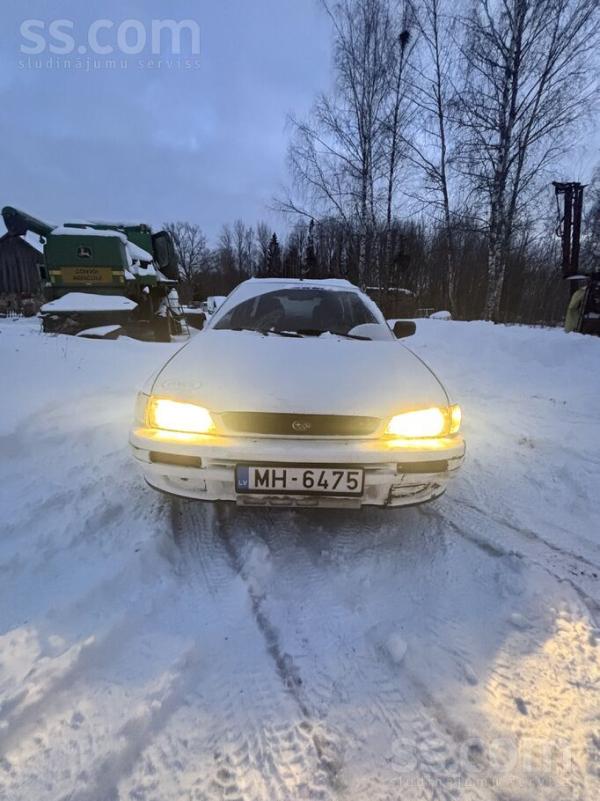 Белый Субару Импреза 1994 в Мадона, объемом двигателя 1.80 л и пробегом 241 тыс. км за 1200 €, фото 2 на AUTOMOTO.COM.LV