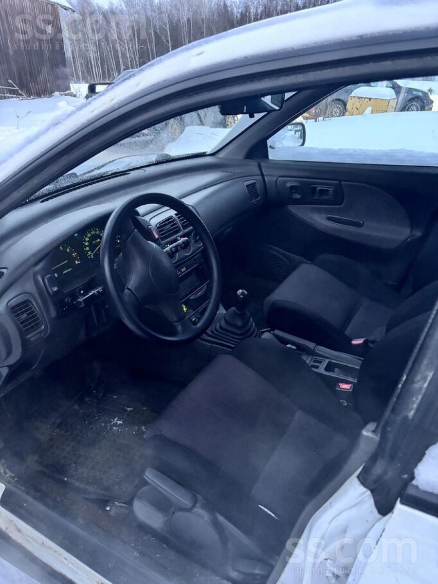 Balts Subaru Impreza 1994 Madona, ar dzinēja tilpumu 1.80 L un nobraukumu 241 tūkst. km par 1200 €, foto 7 vietnē AUTOMOTO.COM.LV