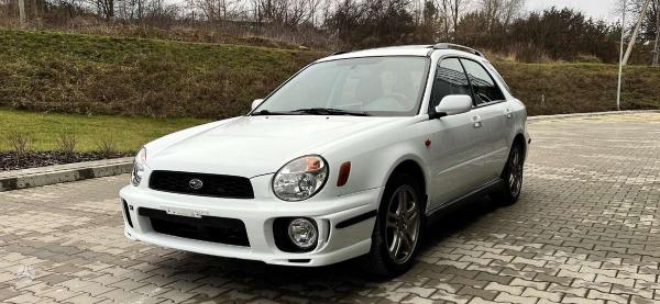 Balts Subaru Impreza 2002 Viļņa, ar dzinēja tilpumu 2.00 L un nobraukumu 112 tūkst. km par 3950 €, foto 1 vietnē AUTOMOTO.COM.LV
