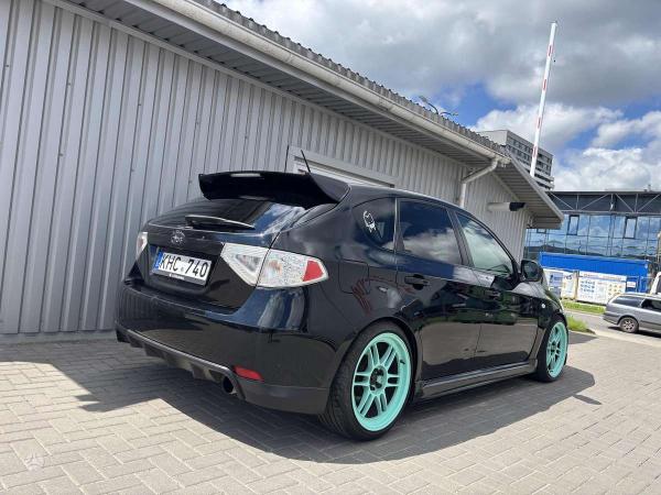 Черный Субару Impreza WRX 2007 в Каунас, объемом двигателя 2.46 л и пробегом 320 тыс. км за 6500 €, фото 4 на AUTOMOTO.COM.LV