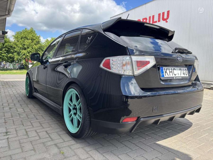 Melns Subaru Impreza WRX 2007 Kauņa, ar dzinēja tilpumu 2.46 L un nobraukumu 320 tūkst. km par 6500 €, foto 3 vietnē AUTOMOTO.COM.LV