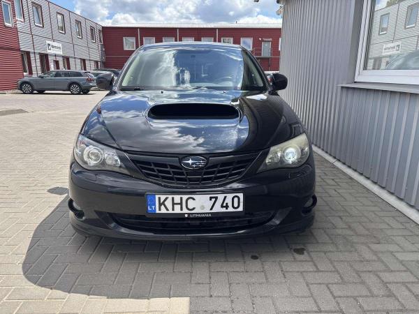 Black Subaru Impreza WRX 2007 in Kaunas, with an engine capacity of 2.46 L and mileage of 320 thousand km for 6500 €, photo 5 on AUTOMOTO.COM.LV