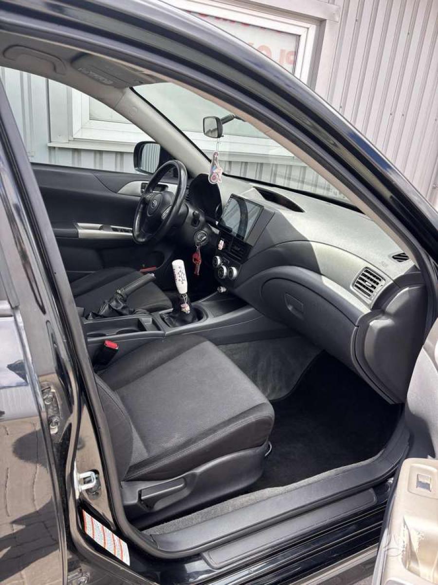Melns Subaru Impreza WRX 2007 Kauņa, ar dzinēja tilpumu 2.46 L un nobraukumu 320 tūkst. km par 6500 €, foto 15 vietnē AUTOMOTO.COM.LV