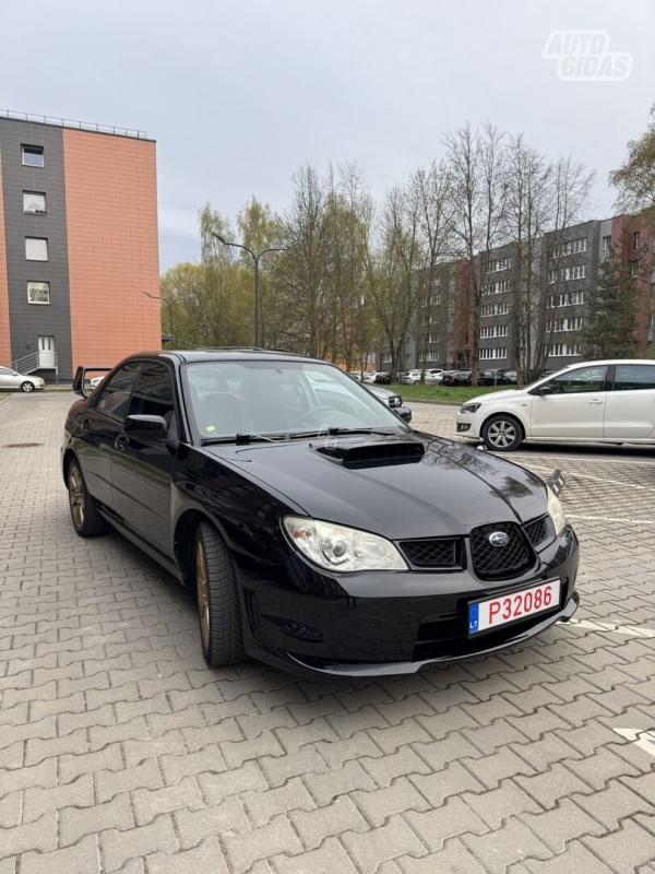 Black Subaru Impreza WRX 2006 in Klaipeda, with an engine capacity of 2.50 L and mileage of 280 thousand km for 6200 €, photo 3 on AUTOMOTO.COM.LV