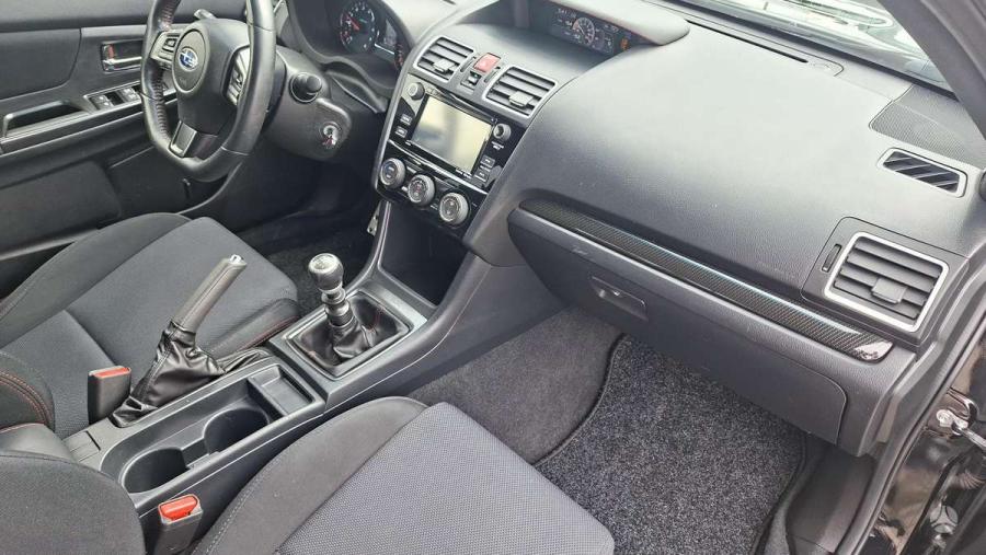 Black Subaru Impreza WRX 2018 in Kaunas, with an engine capacity of 2.00 L and mileage of 195 thousand km for 13900 €, photo 17 on AUTOMOTO.COM.LV