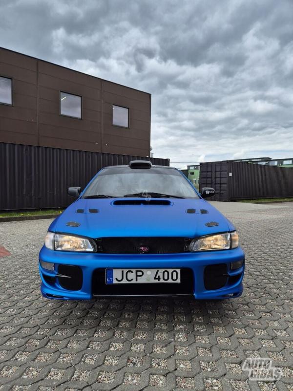 Zils Subaru Impreza WRX 1998 Kauņa, ar dzinēja tilpumu 3.00 L un nobraukumu 199 tūkst. km par 15000 €, foto 2 vietnē AUTOMOTO.COM.LV