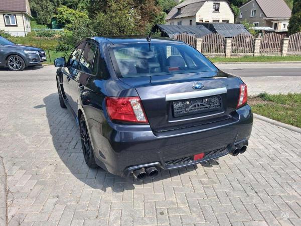 Grey Subaru Impreza WRX 2011 in Vilnius, with an engine capacity of 2.46 L and mileage of 144 thousand km for 13400 €, photo 8 on AUTOMOTO.COM.LV