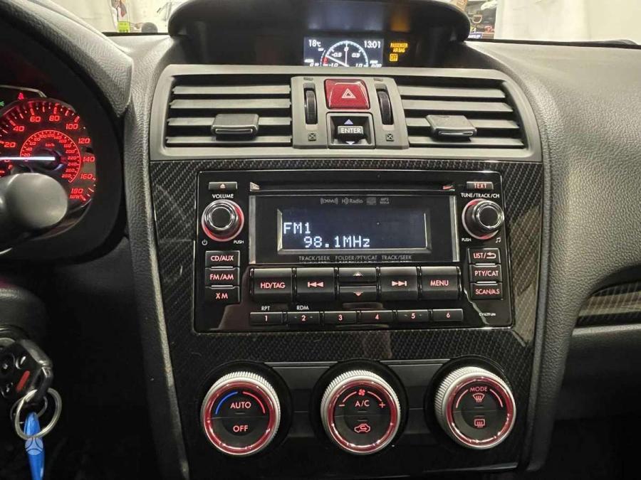 Серый Субару Impreza WRX 2015 в Вильнюс, объемом двигателя 2.00 л и пробегом 139 тыс. км за 12500 €, фото 19 на AUTOMOTO.COM.LV