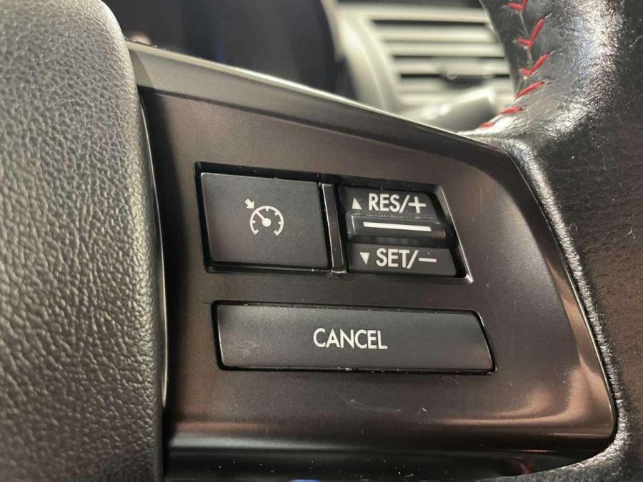 Серый Субару Impreza WRX 2015 в Вильнюс, объемом двигателя 2.00 л и пробегом 139 тыс. км за 12500 €, фото 23 на AUTOMOTO.COM.LV