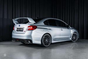 Grey Subaru Impreza WRX 2016 in Vilnius, with an engine capacity of 2.46 L and mileage of 163 thousand km for 20999 €, photo 5 on AUTOMOTO.COM.LV