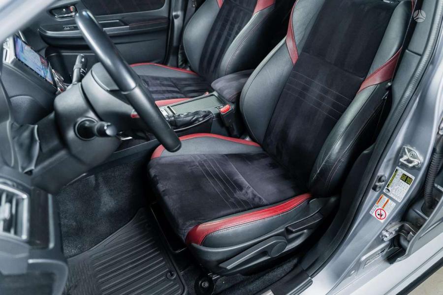 Grey Subaru Impreza WRX 2016 in Vilnius, with an engine capacity of 2.46 L and mileage of 163 thousand km for 20999 €, photo 18 on AUTOMOTO.COM.LV