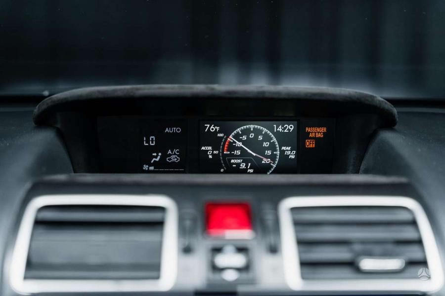 Grey Subaru Impreza WRX 2016 in Vilnius, with an engine capacity of 2.46 L and mileage of 163 thousand km for 20999 €, photo 24 on AUTOMOTO.COM.LV