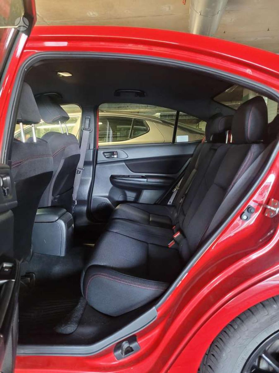 Red Subaru Impreza WRX 2018 in Vilnius, with an engine capacity of 2.00 L and mileage of 71 thousand km for 13999 €, photo 8 on AUTOMOTO.COM.LV