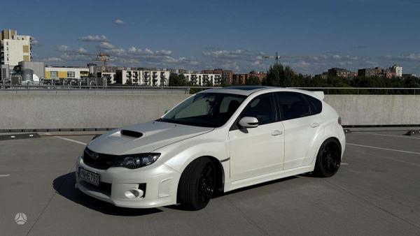 Balts Subaru Impreza WRX 2011 Viļņa, ar dzinēja tilpumu 2.46 L un nobraukumu 226 tūkst. km par 8500 €, foto 2 vietnē AUTOMOTO.COM.LV