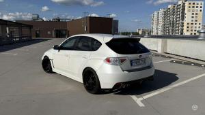 Белый Субару Impreza WRX 2011 в Вильнюс, объемом двигателя 2.46 л и пробегом 226 тыс. км за 8500 €, фото 5 на AUTOMOTO.COM.LV